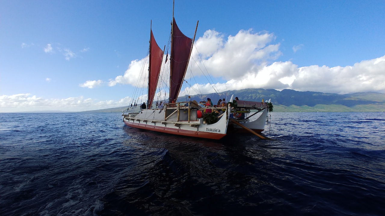 First Stop Milolii: Hokulea Returns To Hawaii Island, March 25