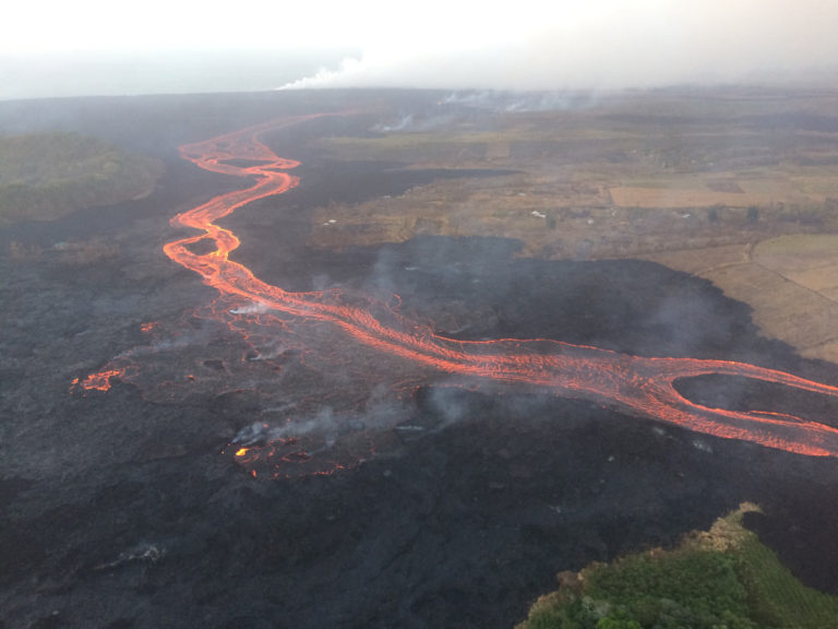 VIDEO: 5 pm Eruption Update – USGS Conference Call, SO2 Hits Volcano