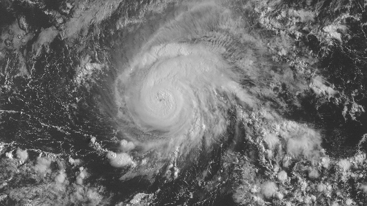 VIDEO: Civil Defense Issues First Message On Hurricane Lane