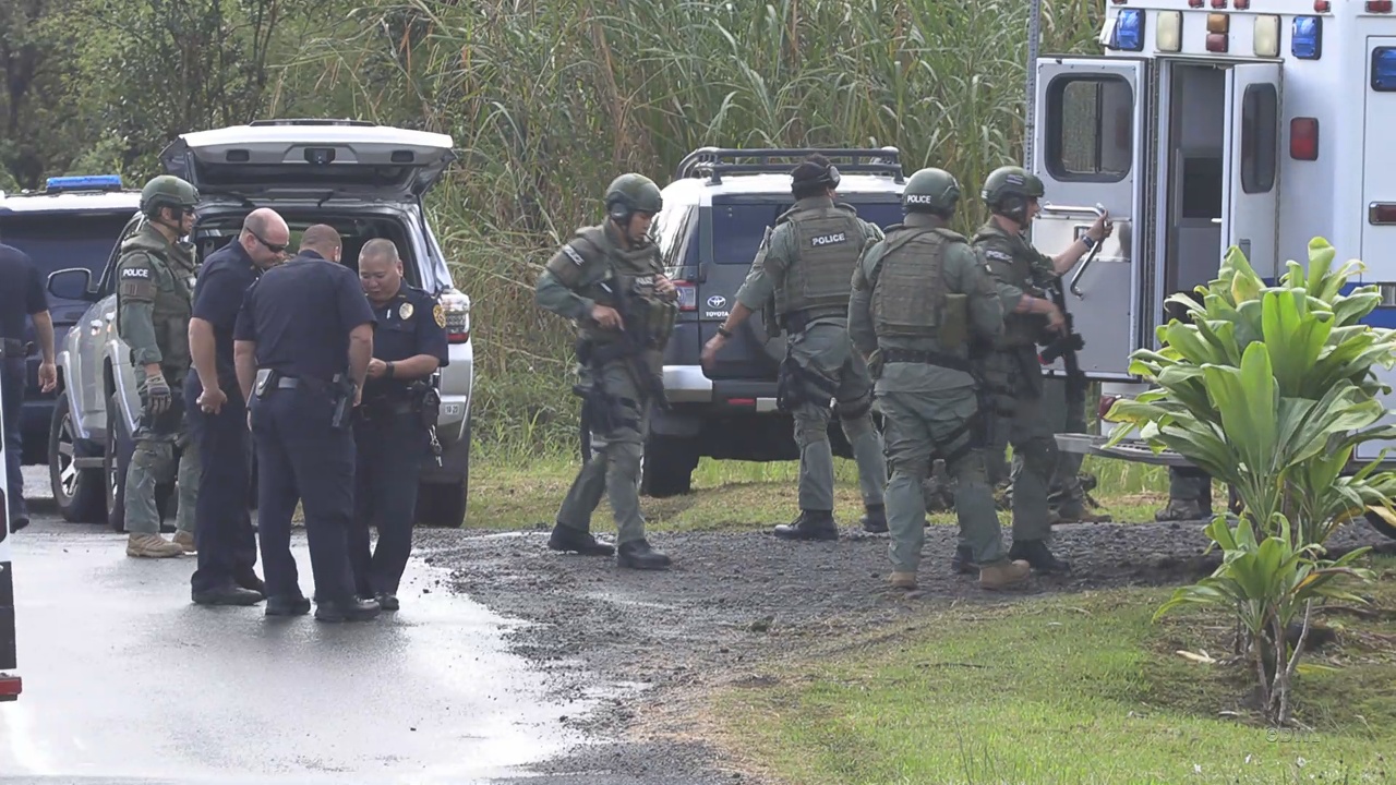 VIDEO: Fern Acres Hostage Situation Ends With Arrest VIDEO: Fern Acres Hostage Situation Ends With Arrest