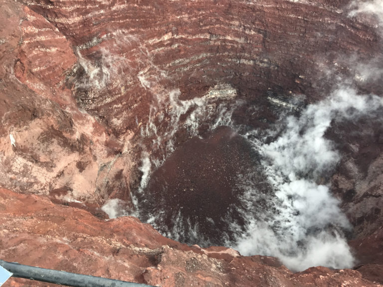 Scientists Post Photos Of Puʻu Oʻo Equipment Check