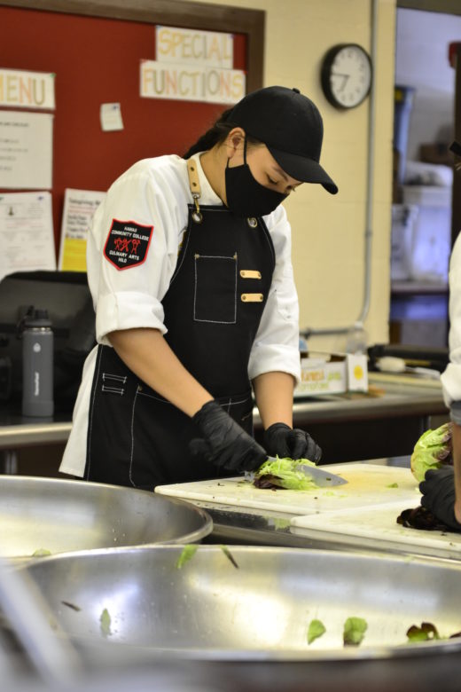 HCC Culinary Arts Students Help Battle Hunger During Pandemic