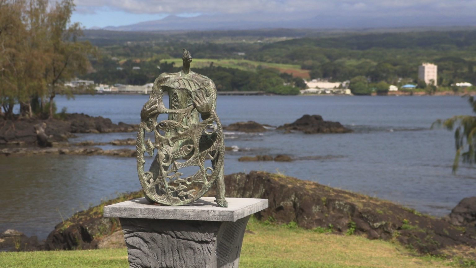 VIDEO: Artist Testifies On Sculpture Set For Relocation In Hilo – Big ...