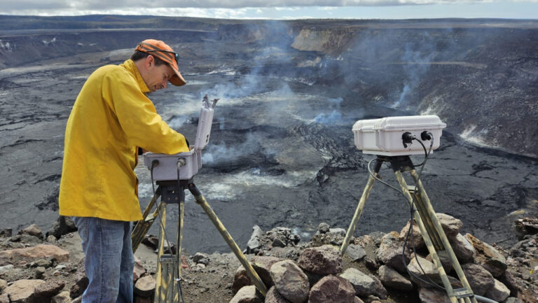 Geologists Dry Out Waterlogged Volcano Webcam