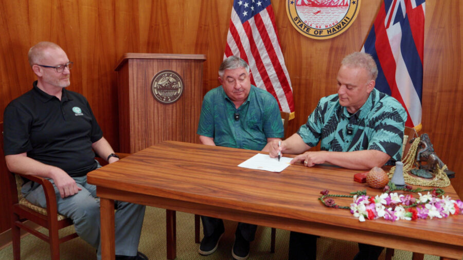 Hawaiʻi County Reaches COVID Hazard Pay Agreements With Unions