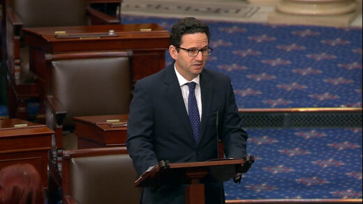 Senator Schatz: Feds Share Burden Of Rebuilding After Hawaiʻi Storms ...